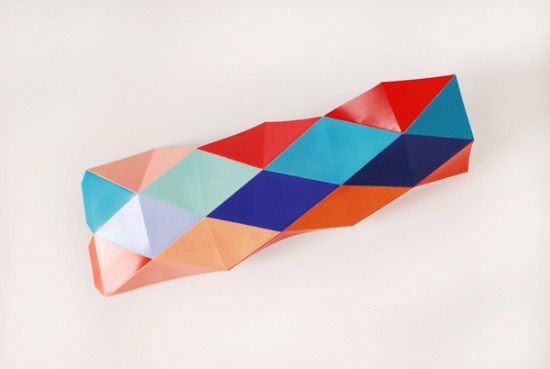 Free Printable: Make a folding paper Kaleidocycle - We Are Scout