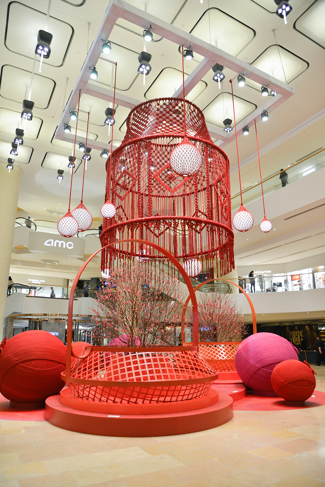 The making of two giant macrame chandeliers with Natalie Miller - We ...