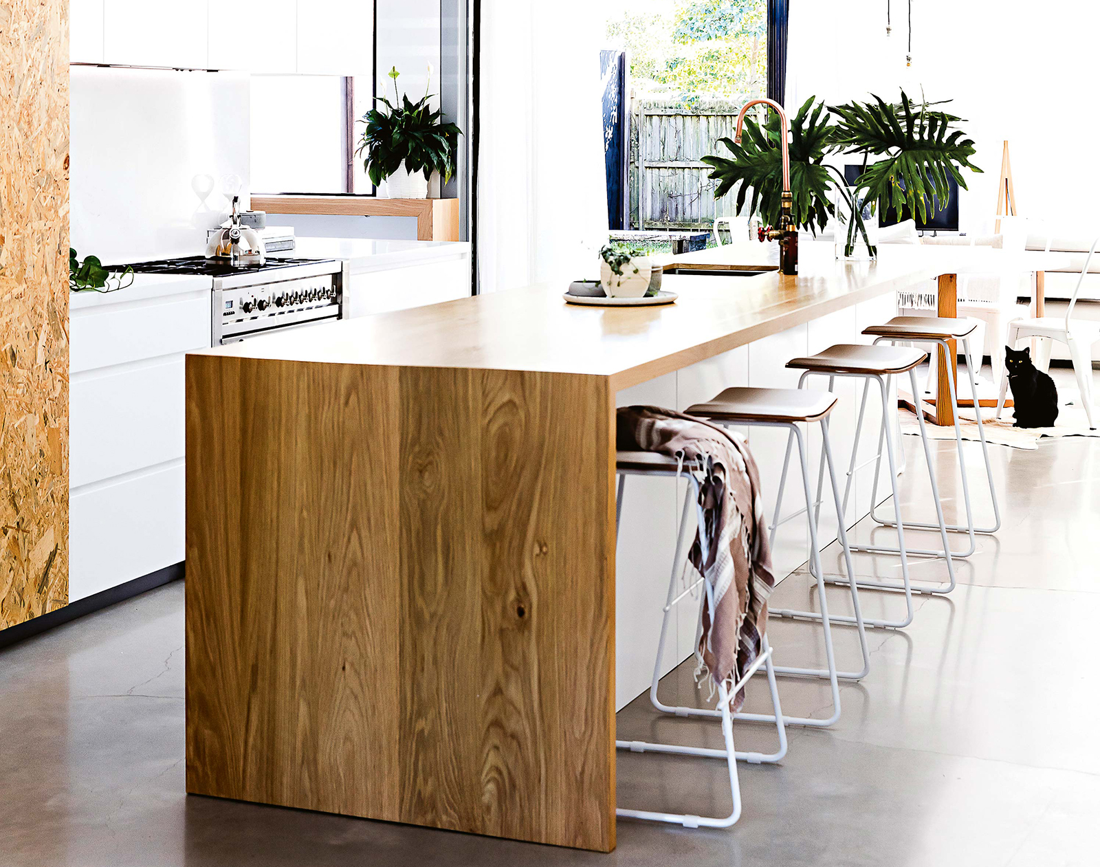 RENO SCOUT :: Modern Australian Beach House - We Are Scout