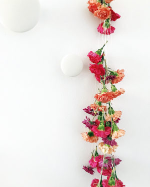 Tutorial :: How to make a fresh flower garland - We Are Scout